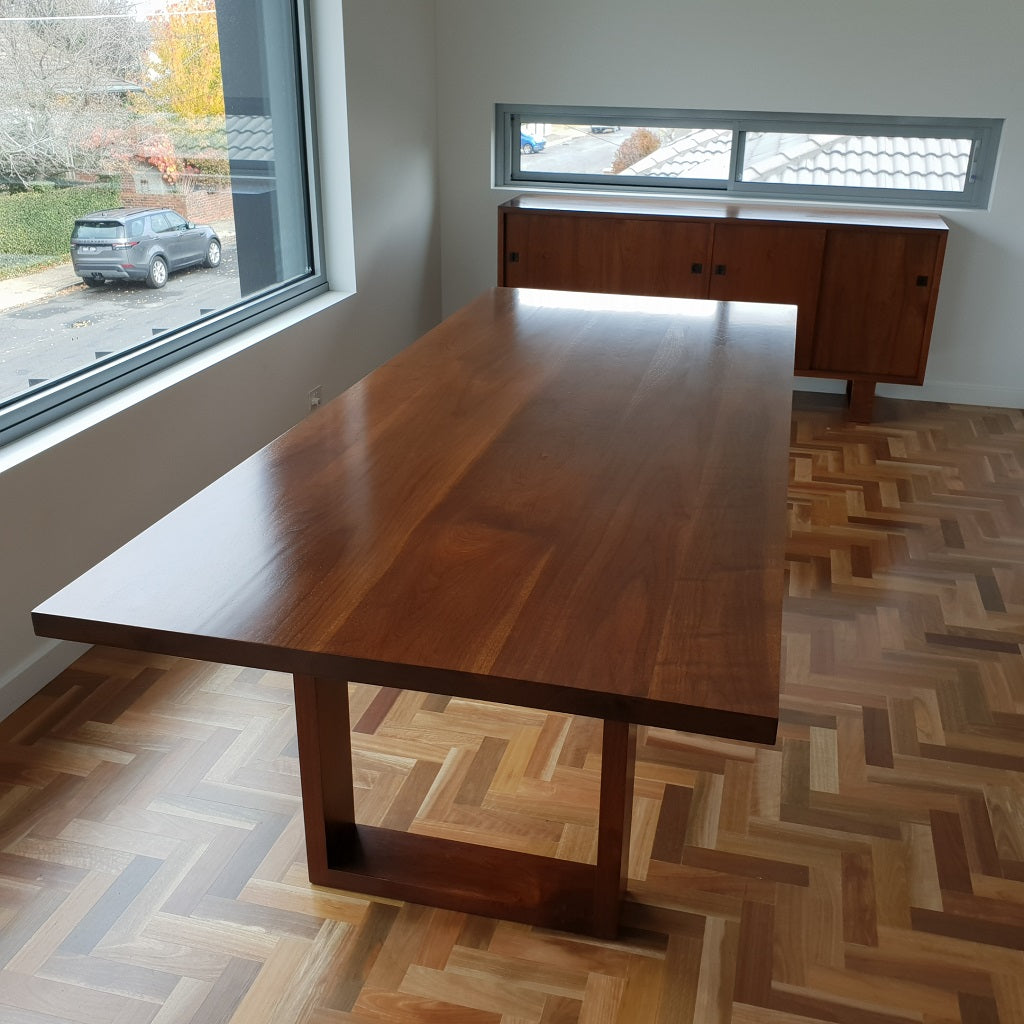 Preston Dining Table – Ballarat Furniture Company